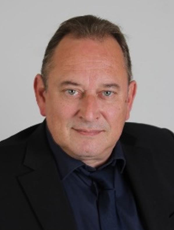 lic. iur. John Wyss - SCHIBLI & PARTNER